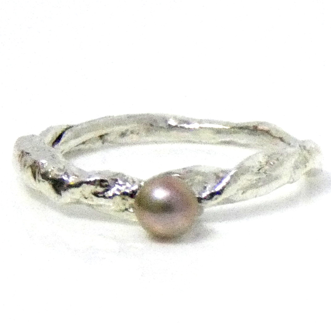 Pearl Rings, Pearlescence