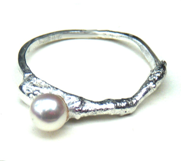 Pearl Rings, Pearlescence