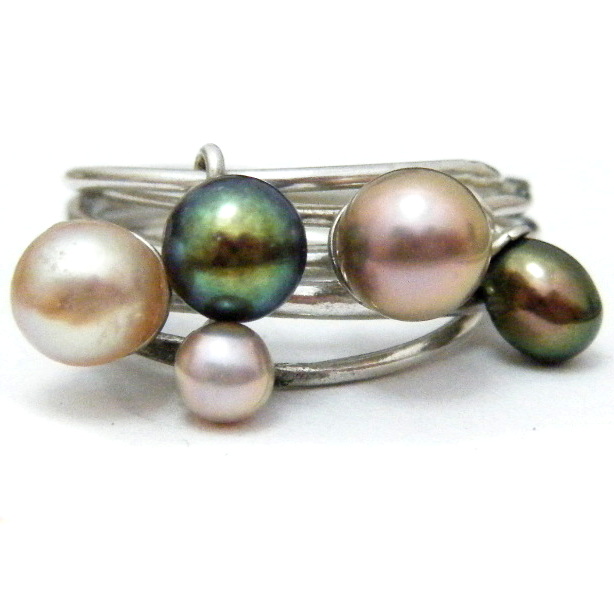 Pearl Rings, Pearlescence